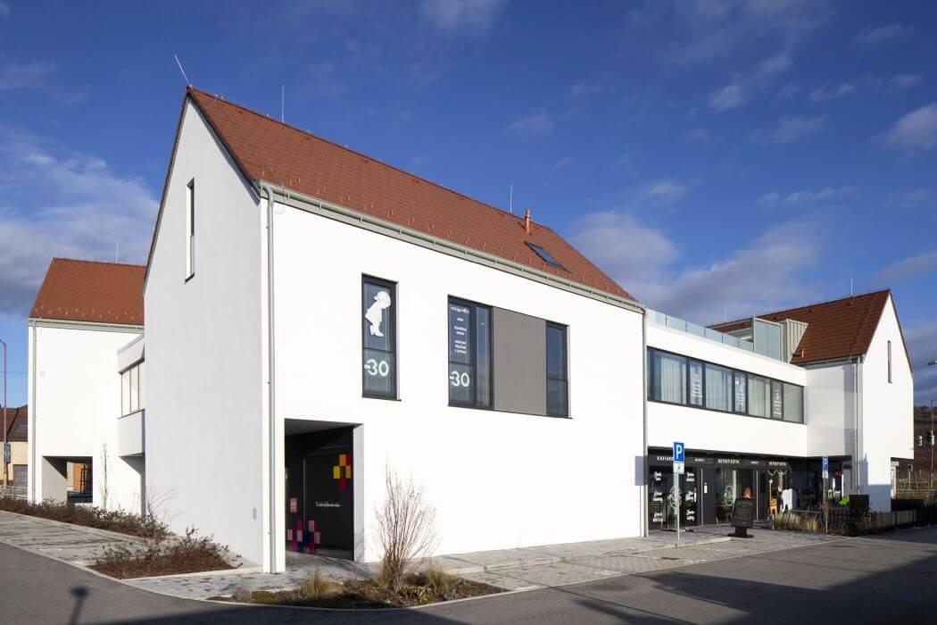 Polyfunkčná budova v Svätom Jure | Baumit.sk